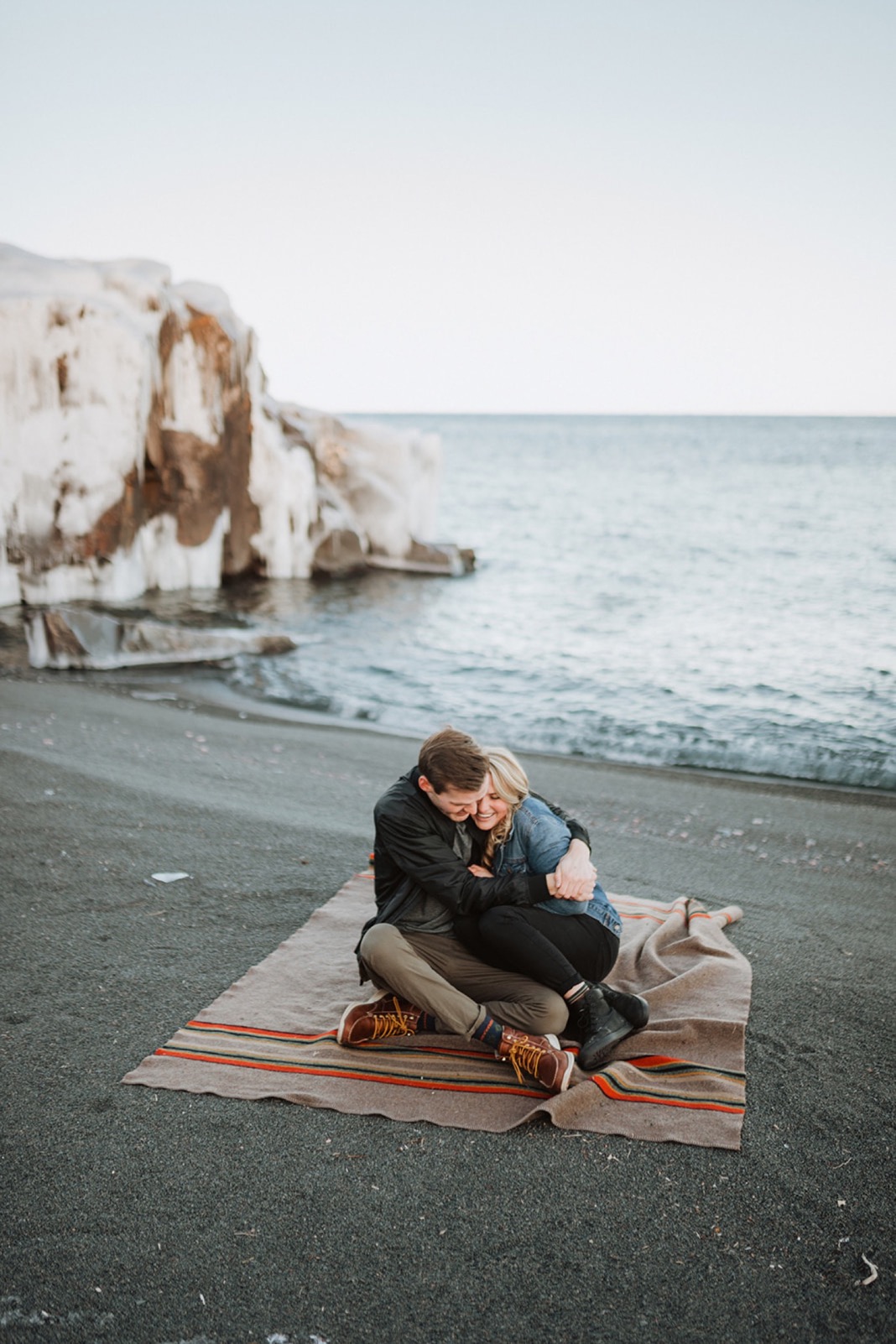 Kailey + Seth: North Shore Engagement - angelajophoto.com